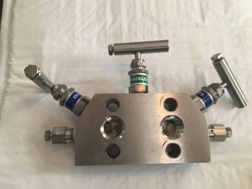 0305RC32B11 ROSEMOUNT, MANIFOLD INTEGRAL, 1/2-14NPT, COPLANAR STYLE ...